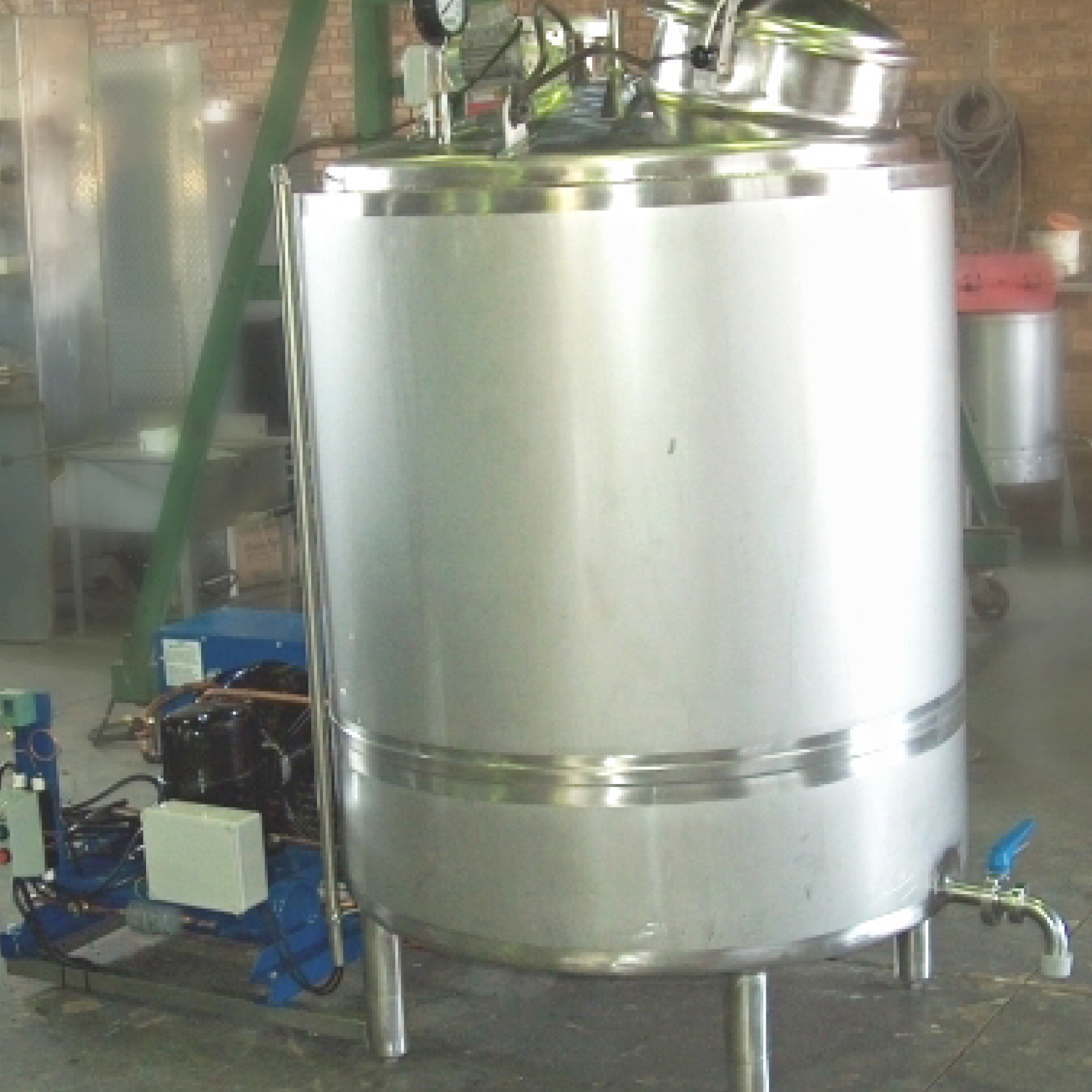 mixing tank